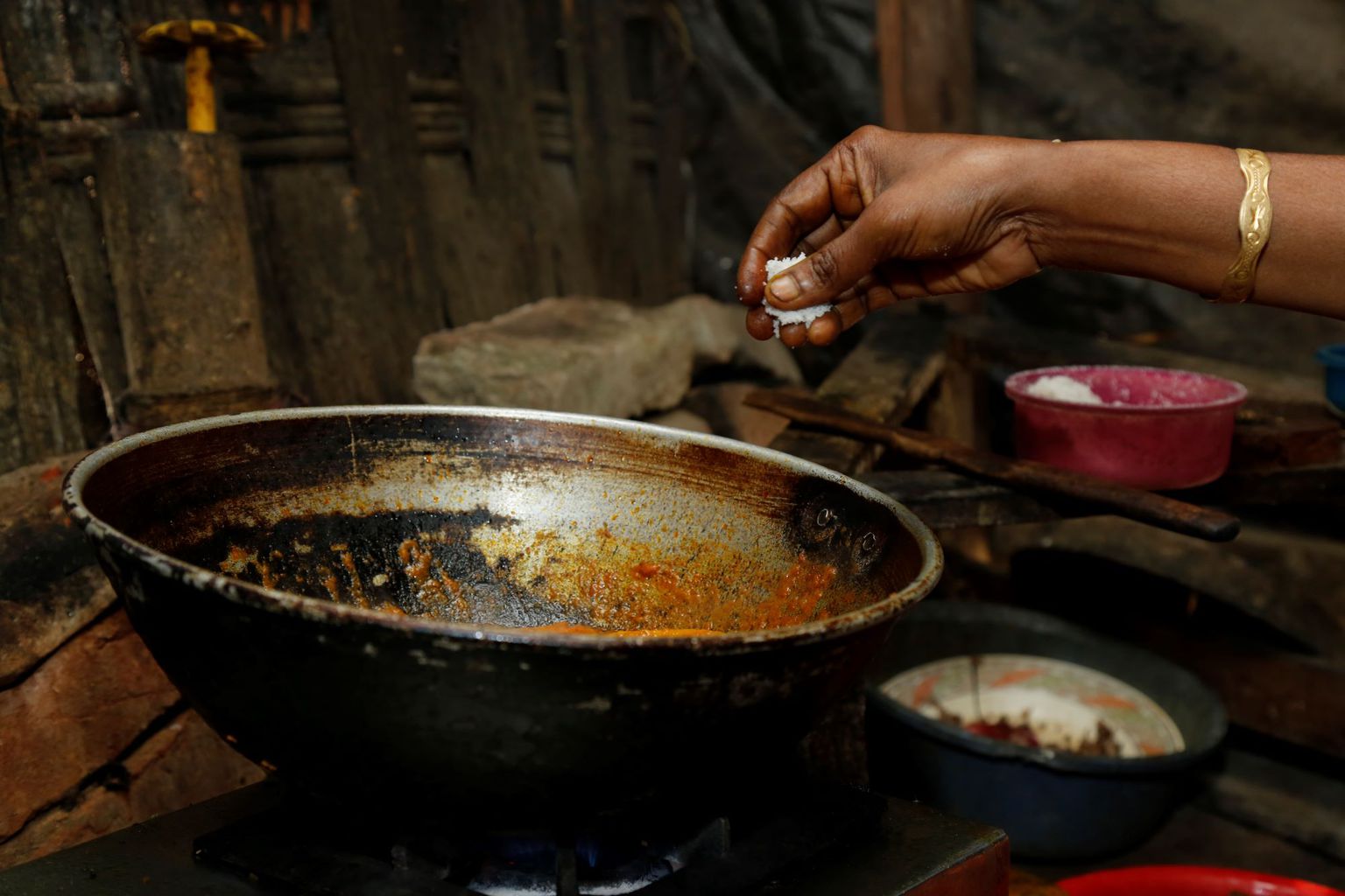 Nutrition International welcomes Bangladesh’s new salt iodization law ...
